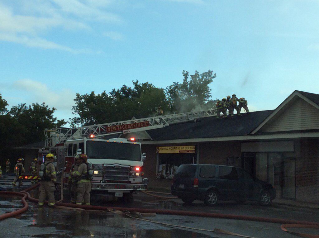 New Tecumseth Fire Resuce gets commercial fire in Beeton under control