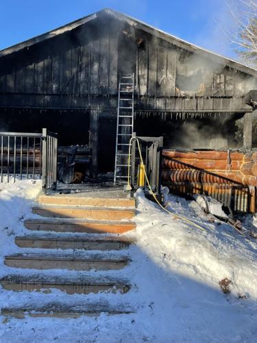 Innisfil log house considered total loss after Feb. 14 morning fire