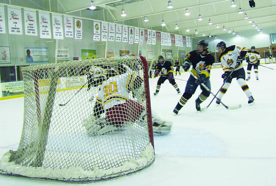 Alliston Hornets retake pre-season tourney championship