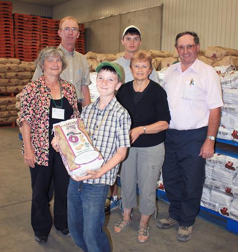 Farmers from across Ontario tour local farms