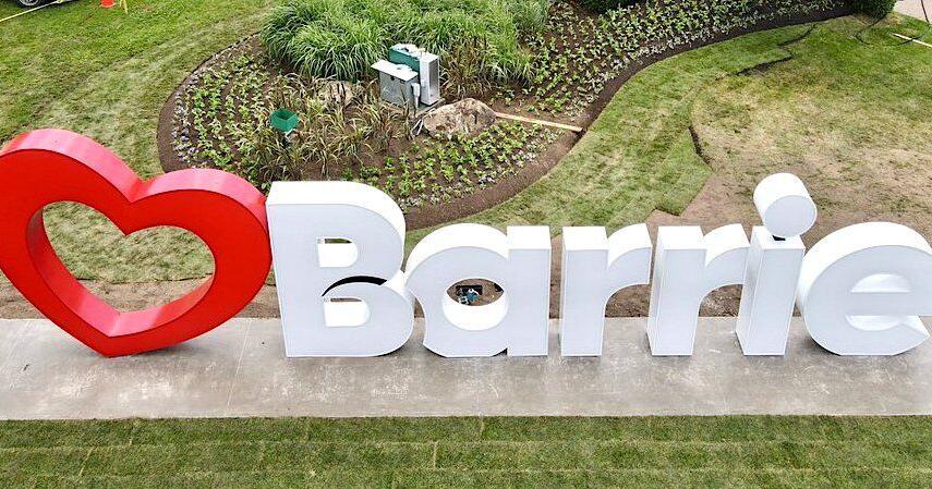 Snap a selfie by the Heart Barrie sign downtown