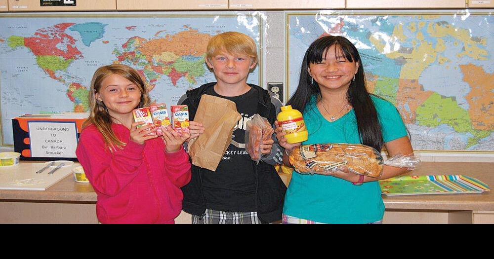 Students brown-bag-it for Busby Centre