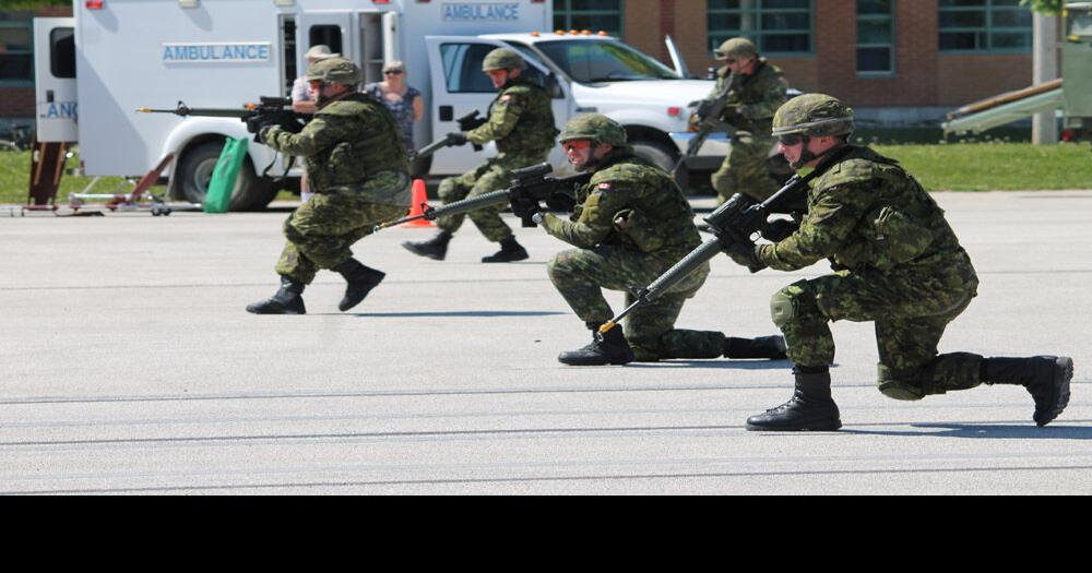 Open house at Meaford's military base draws a crowd