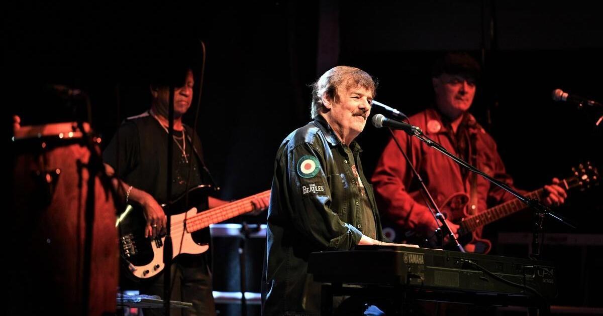 Burton Cummings, Blue Rodeo to perform in Wasaga Beach