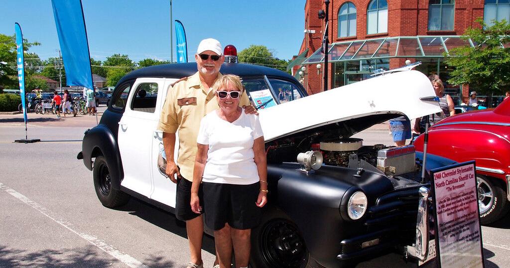 Cars fit for the King: photos from the Collingwood Elvis Festival ...