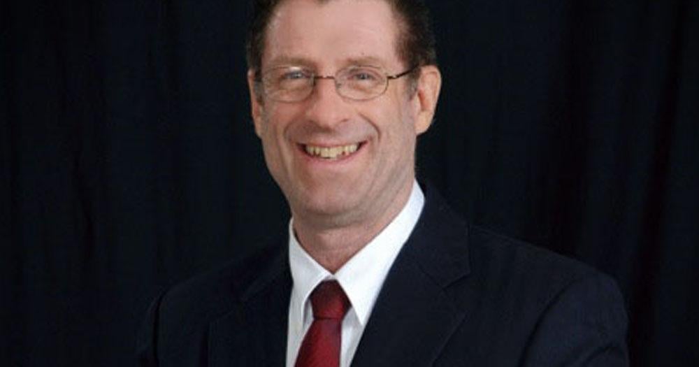 Loney performs at St. Andrew’s in Barrie