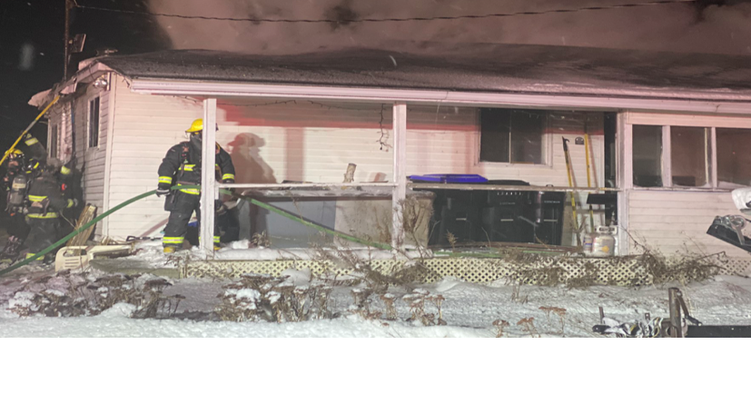 Neighbour alerts tenant to fire in roof of Clearview home
