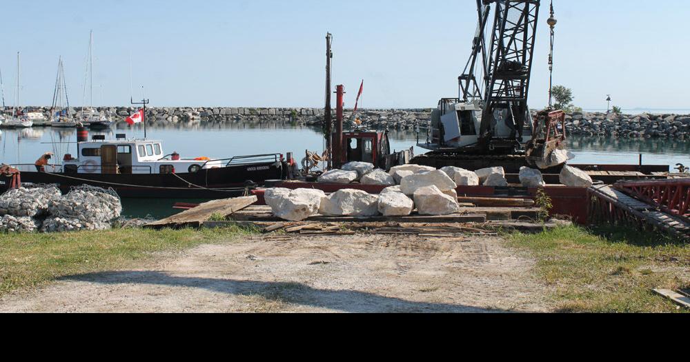 Meaford breakwall repaired