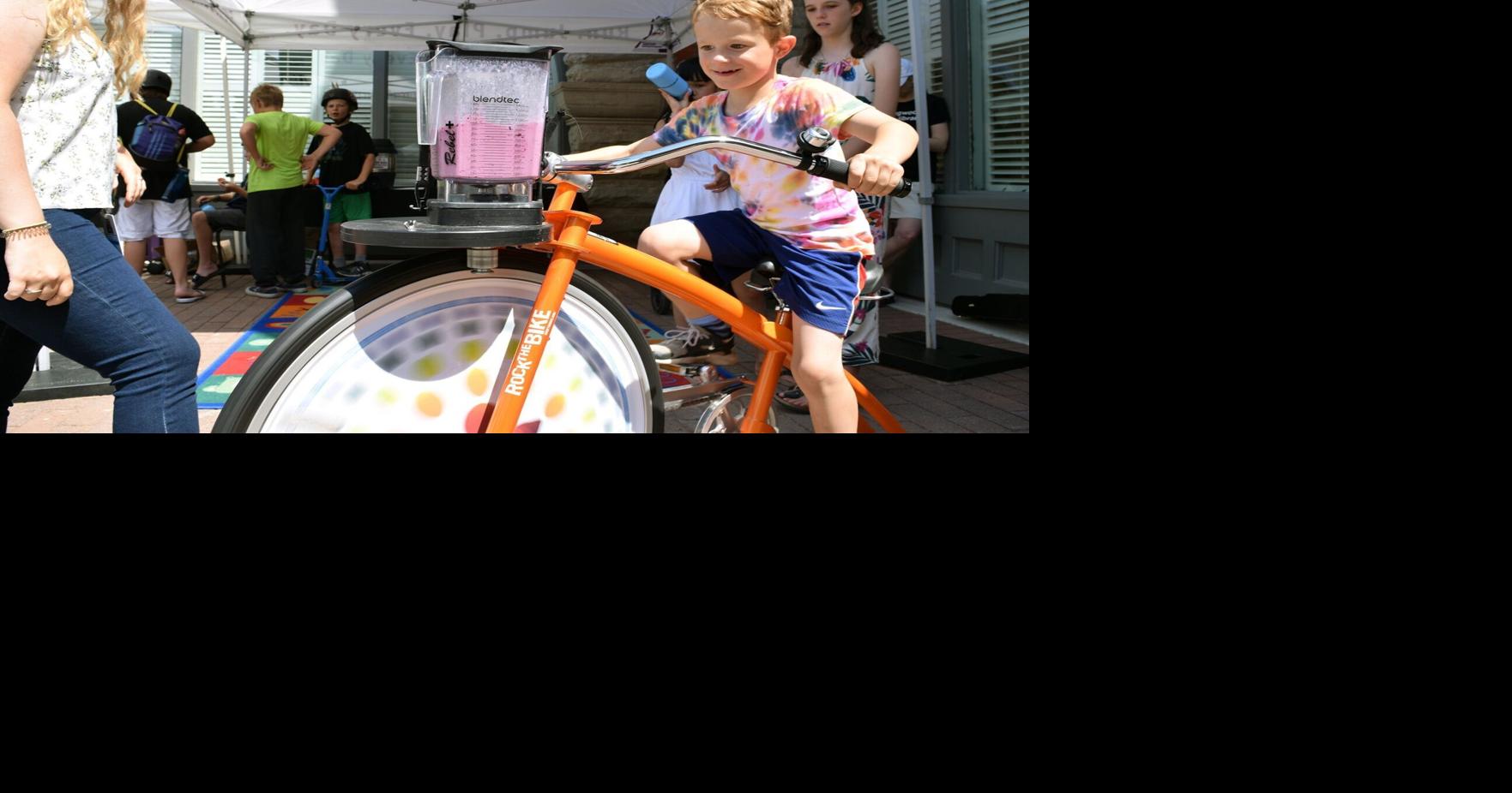 Collingwood's smoothie bike blends healthy food with physical activity