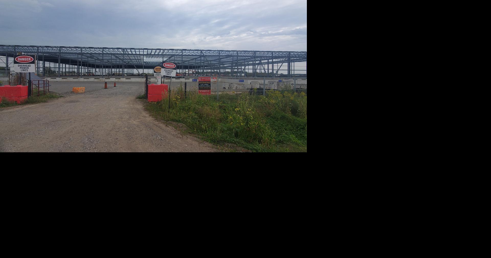 Construction continues on $200M warehouse in Innisfil