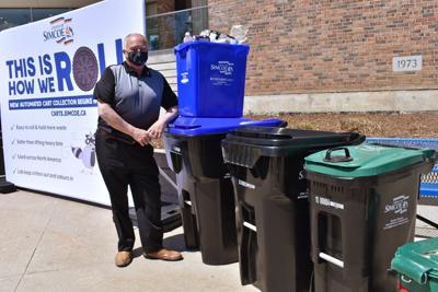 Simcoe County councillors approve size swap out for garbage carts