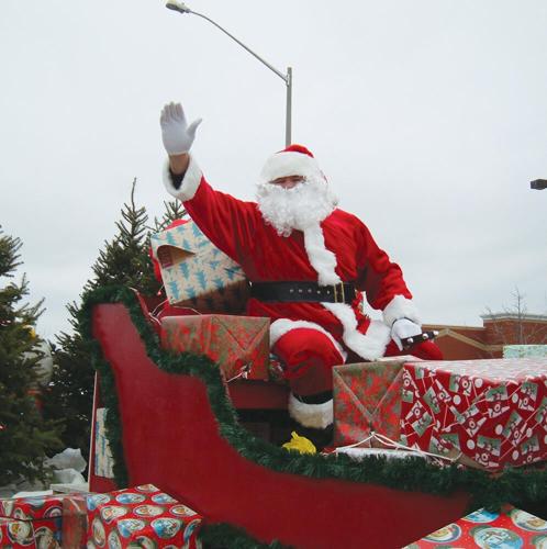 Innisfil Santa Claus Parade this Sunday