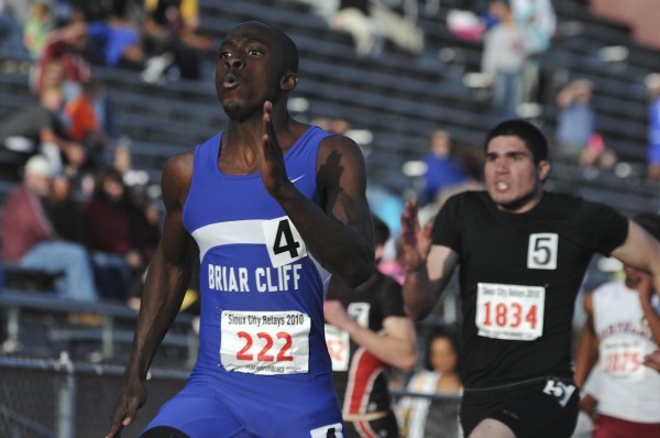 Briar Cliff's Acheampong once a baseball prospect, now a track star