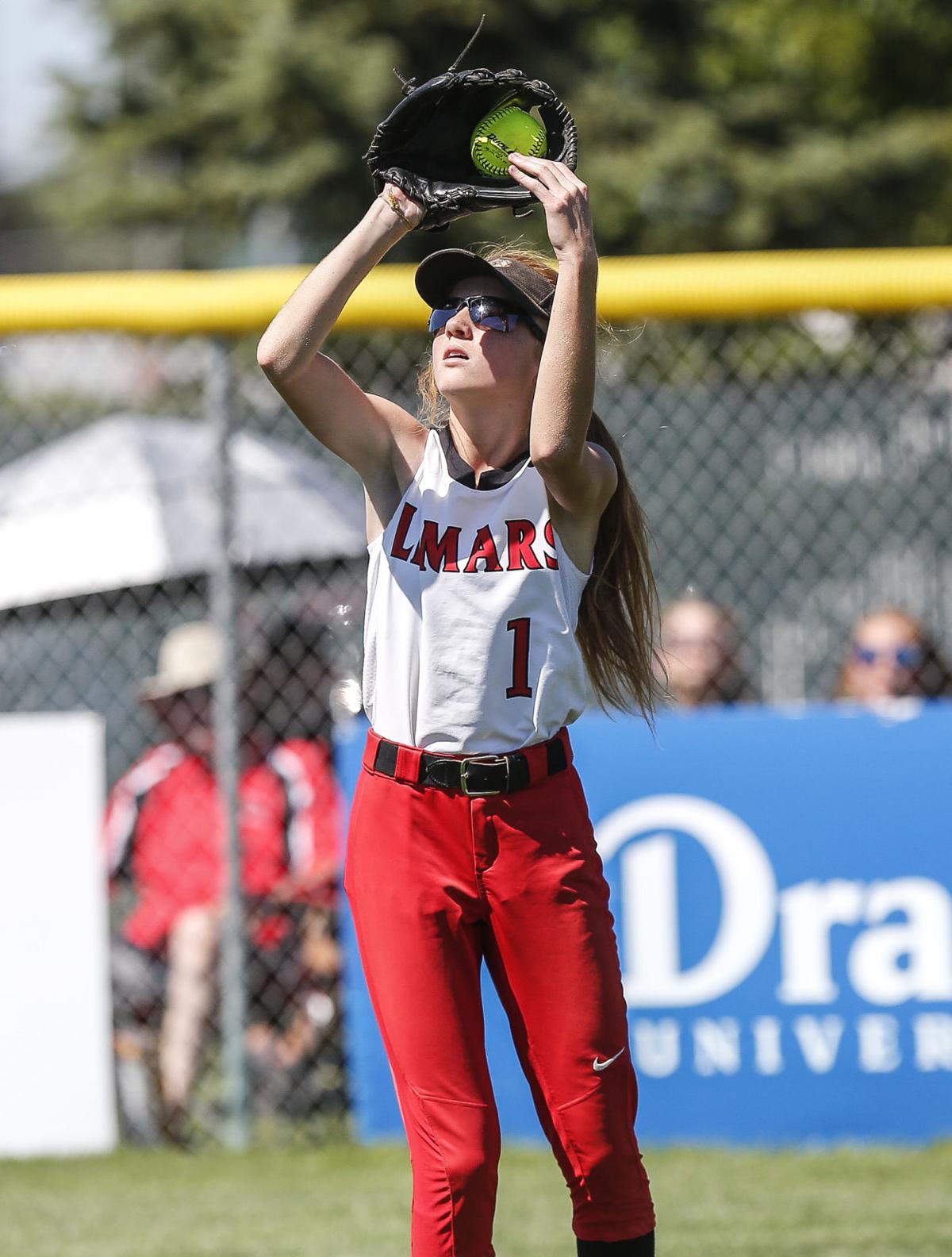 Le Mars' Payton Wright masters the art of the bunt