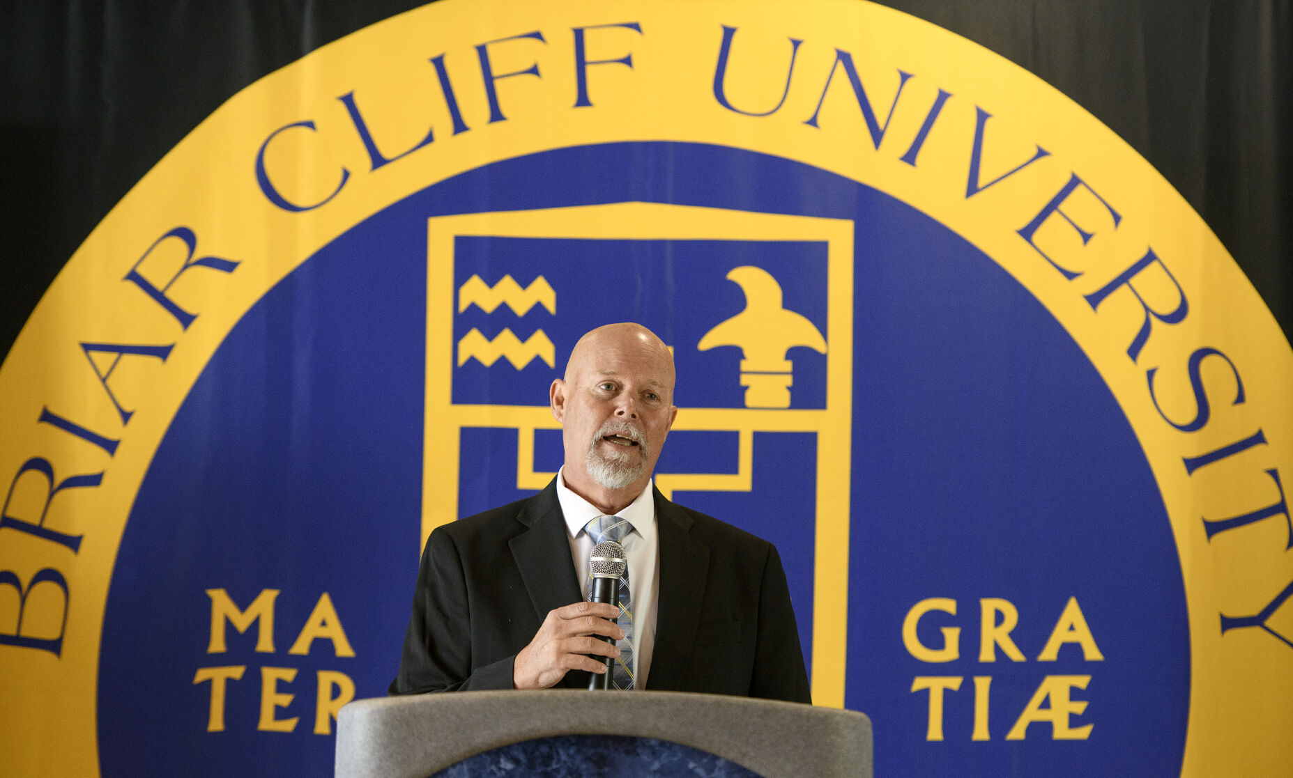 Briar Cliff president confronts financial challenges with realistic ...