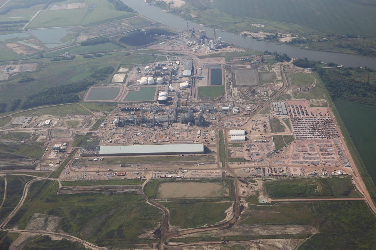 CF construction employment to exceed 4,000