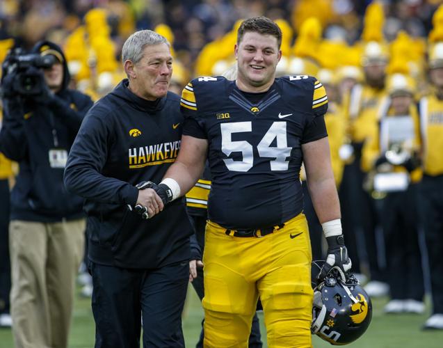 Steve Ferentz to coach South Dakota linebackers