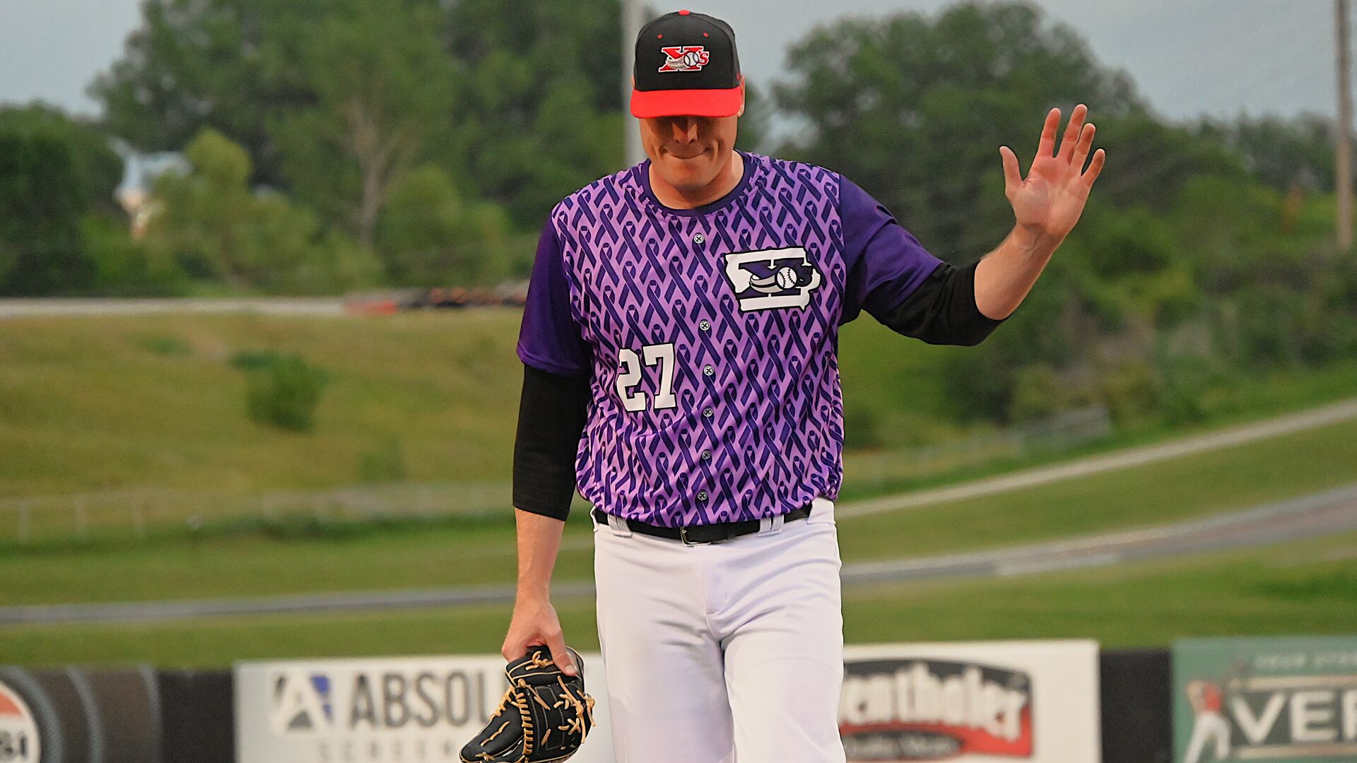 AA Baseball: X's win 2 over Lincoln on Knowles walk-off