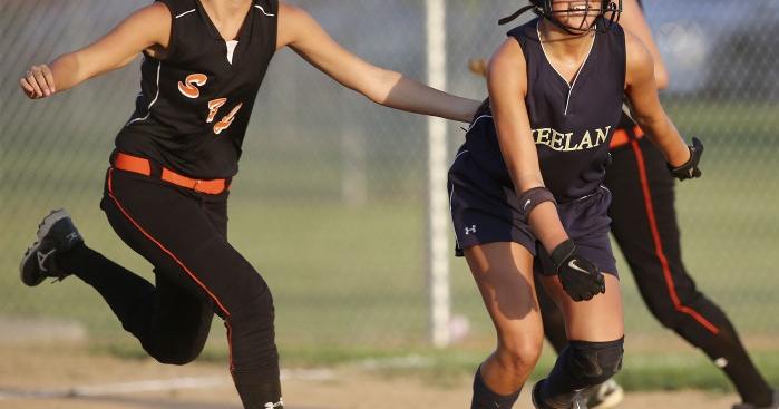 Photos: Heelan at Sergeant Bluff-Luton Softball