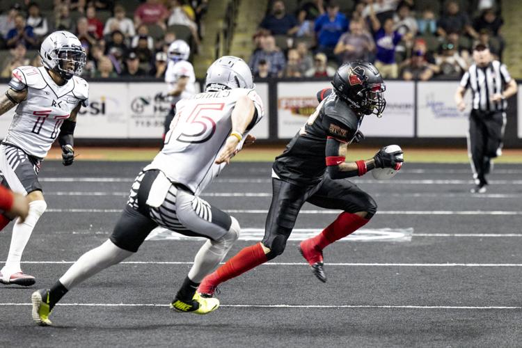 Bandits earn blowout win over Marshals