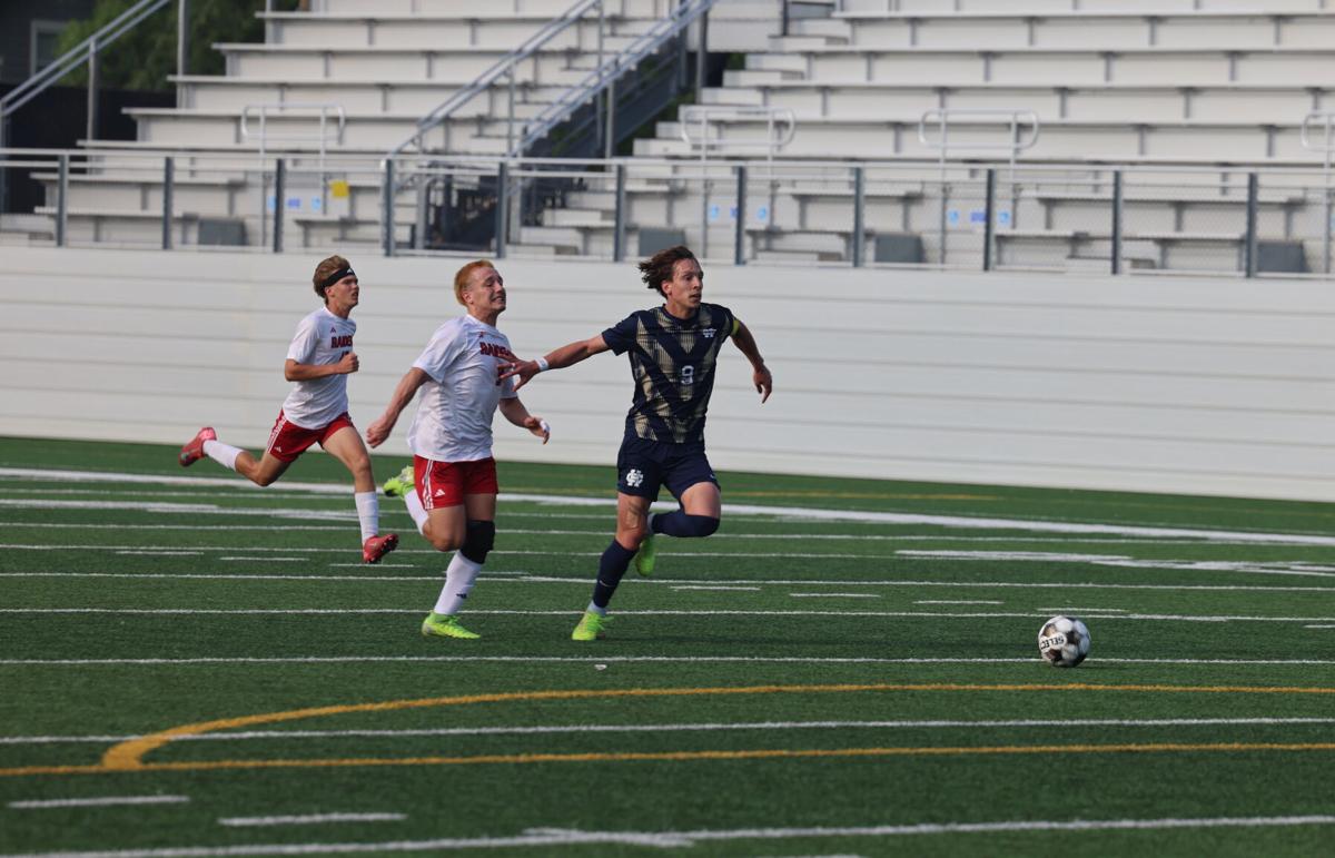 Bishop Heelan punches ticket to second straight title game