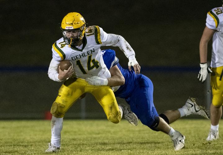 PREP FOOTBALL ROUNDUP: Woodbury Central cruises past Gehlen Catholic in ...