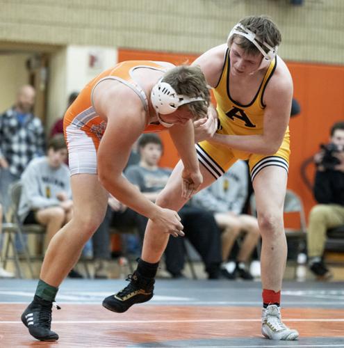 Sergeant Bluff-Luton advances to state wrestling duals with convincing ...