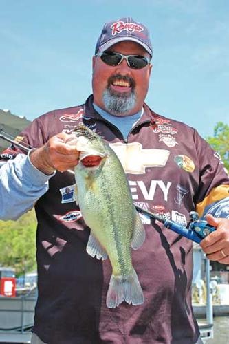 Dion Hibdon talks bass fishing and family