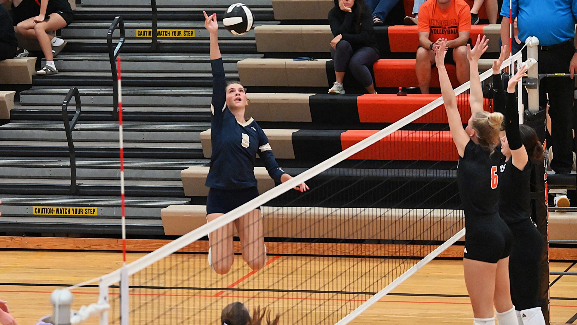 PHOTOS: Bishop Heelan at Sgt. Bluff-Luton, MRAC volleyball