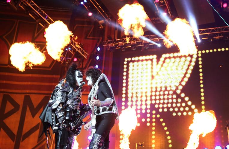 Photos: KISS concert