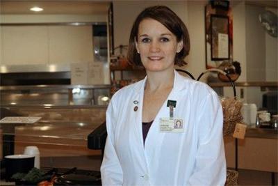 Living Well…An Inteview with Mercy Clinical Dietitian, Stephanie Small