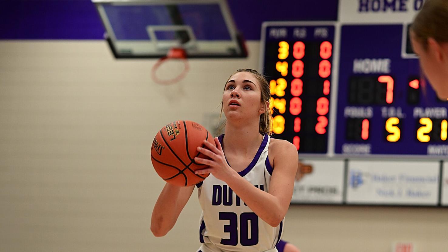 MOC-FV's hot start, Jeltema's 30 leads 4A win over Tigers