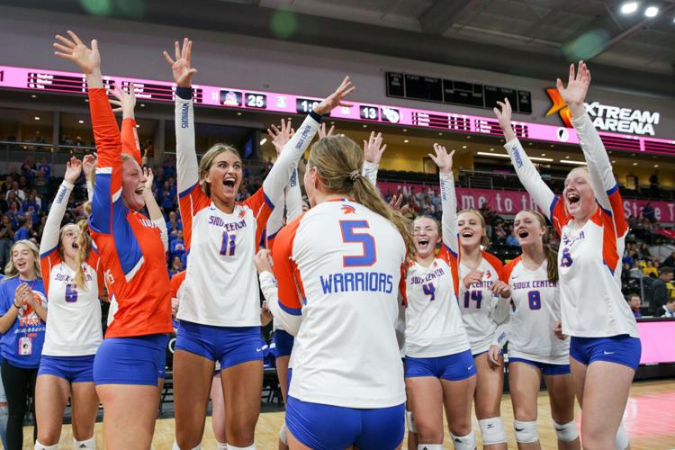 Sioux Center easily handles first match in state volleyball tournament