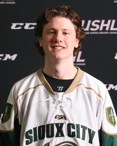 Snively hits milestone in Muskies' victory