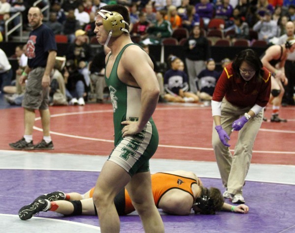 Lara lands in finals, No. 1 Ryan ousted