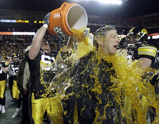 Photos: Iowa vs. Georgia Tech | College | siouxcityjournal.com