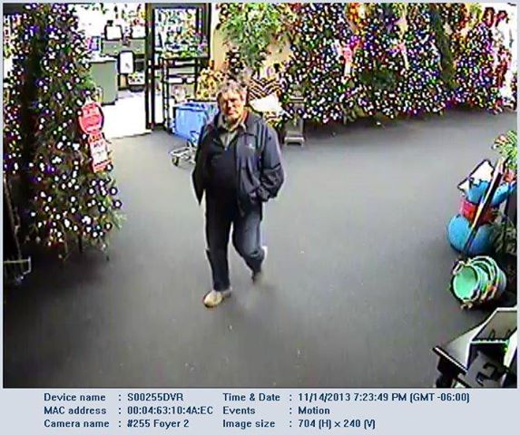 Sioux City police searching for man suspected of stealing Christmas tree