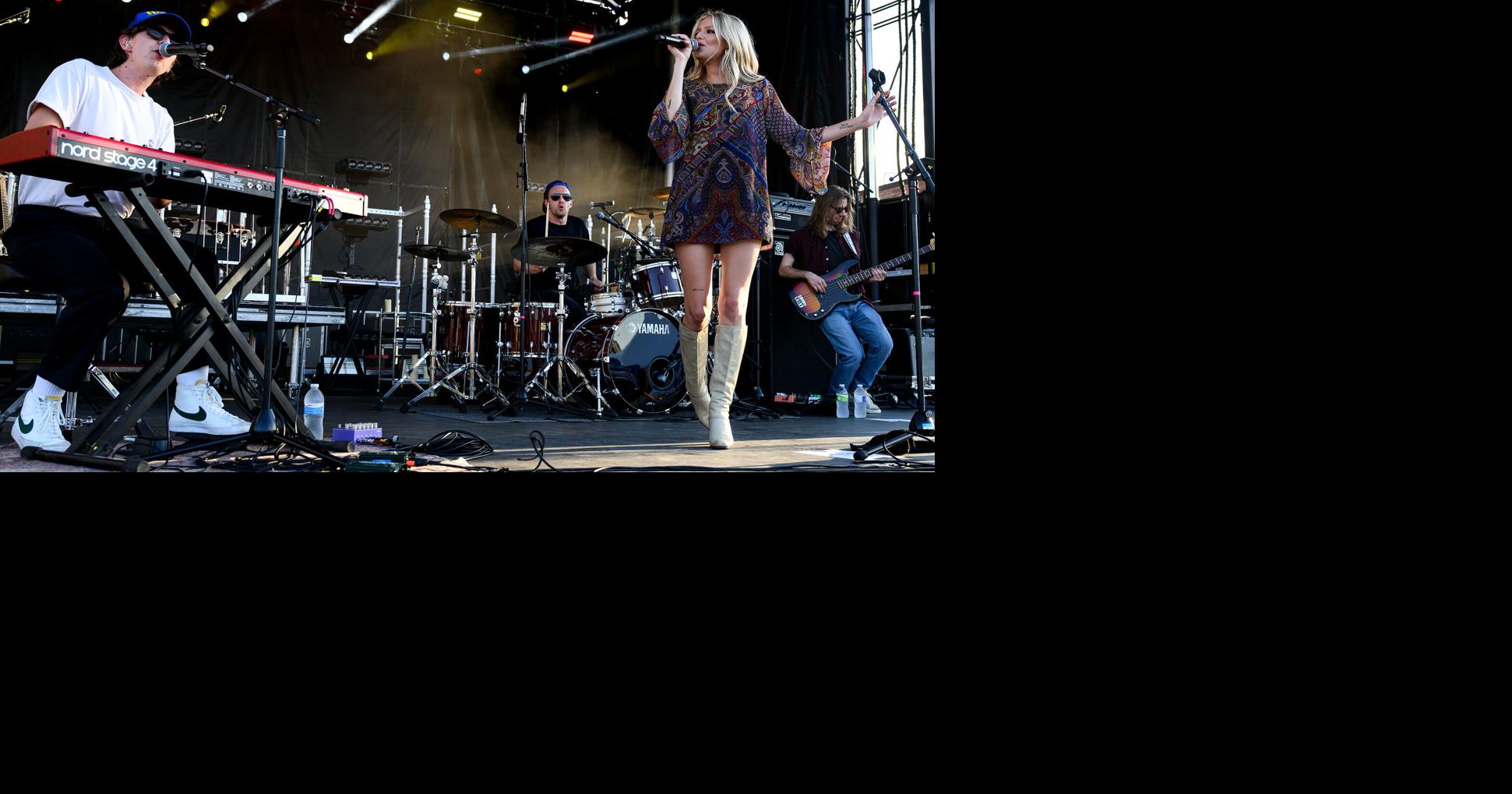 Ella Langley makes a strong impression at Hard Rock concert