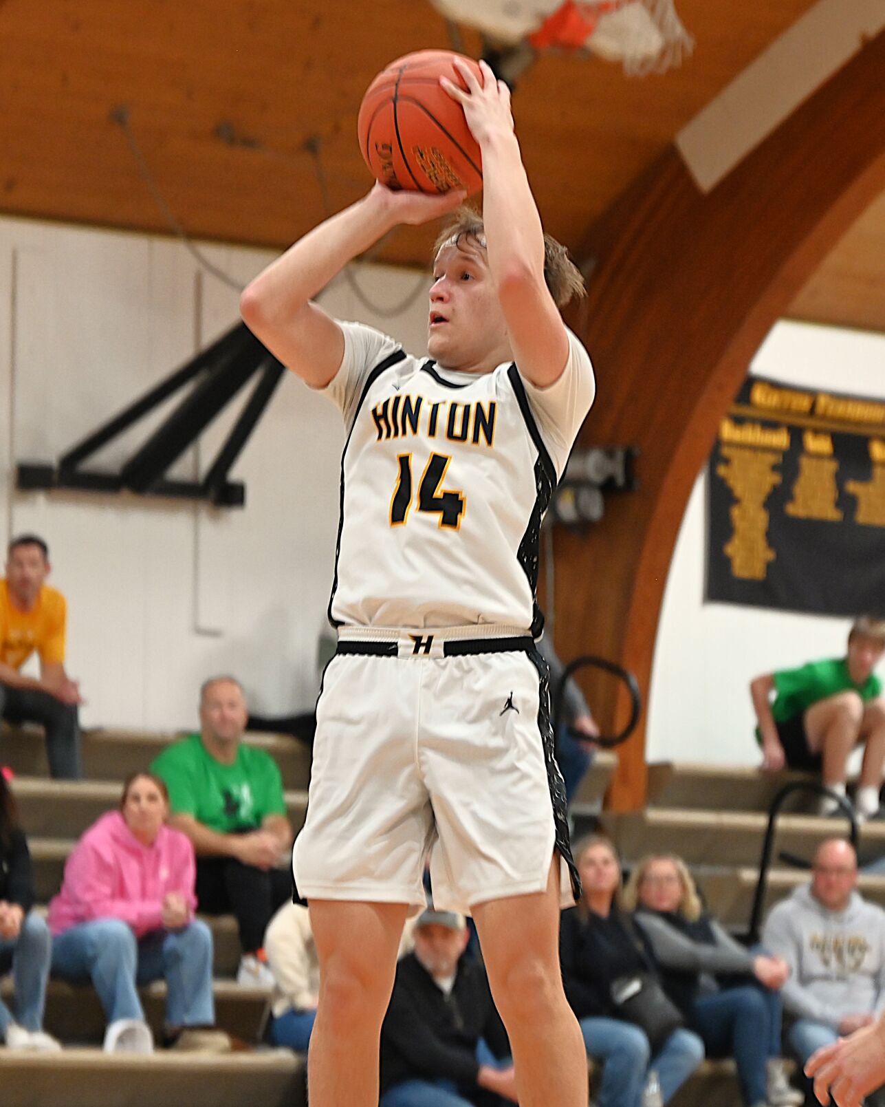 High school boys basketball: Hinton escapes Wolverines behind Kempema's ...