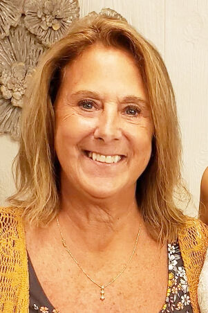 Nanette Jean 'Nan' Linsley