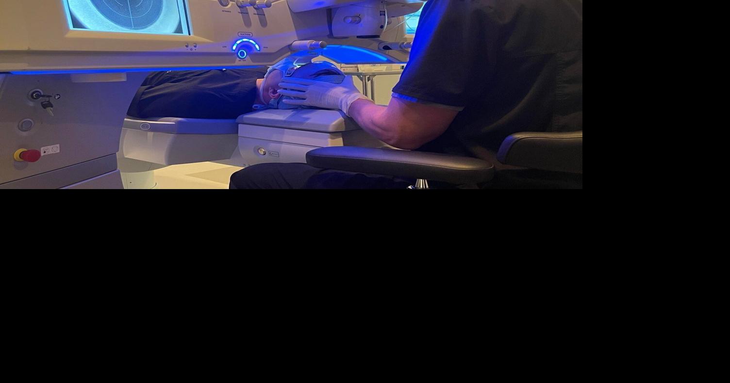 A new vision: Omaha doctor offering free LASIK to all Husker student ...