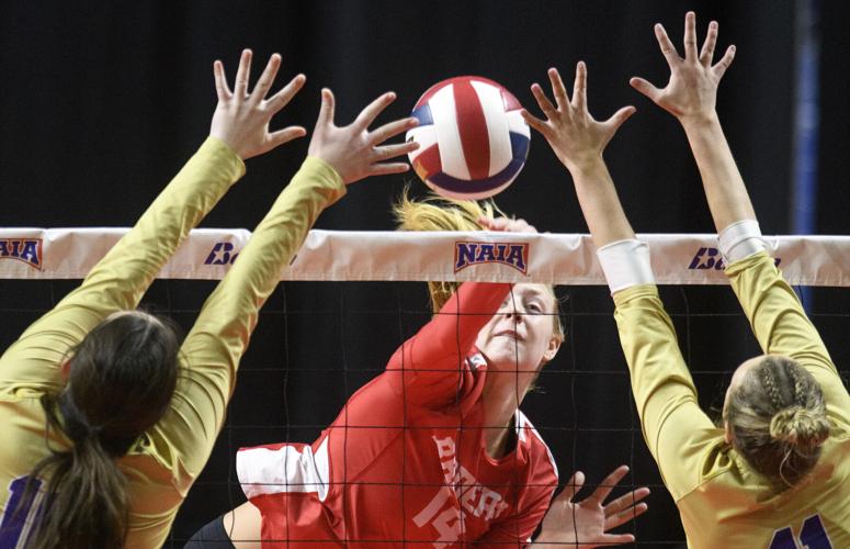 NAIA volleyball: Northwestern sweeps way into quarterfinals