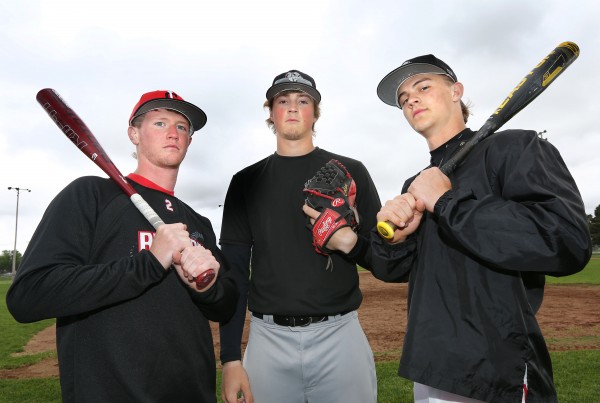 Le Mars after third straight Lakes Conference title