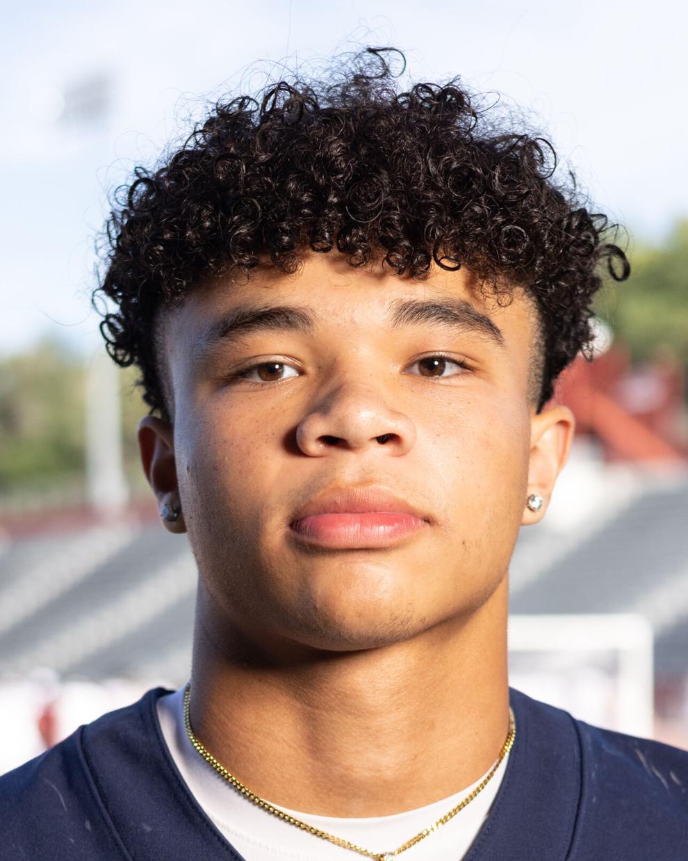Favors thankful to be among Heelan, area signees