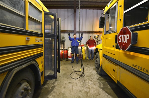 With 7,500 school buses, Iowa has only one state inspector