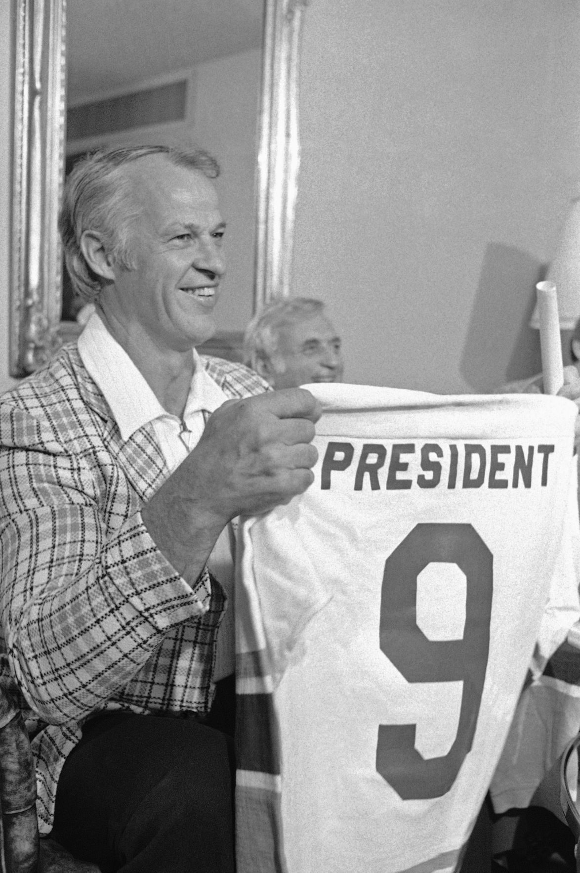 Photos: A look back at the life of Gordie Howe, 88 | Hockey ...