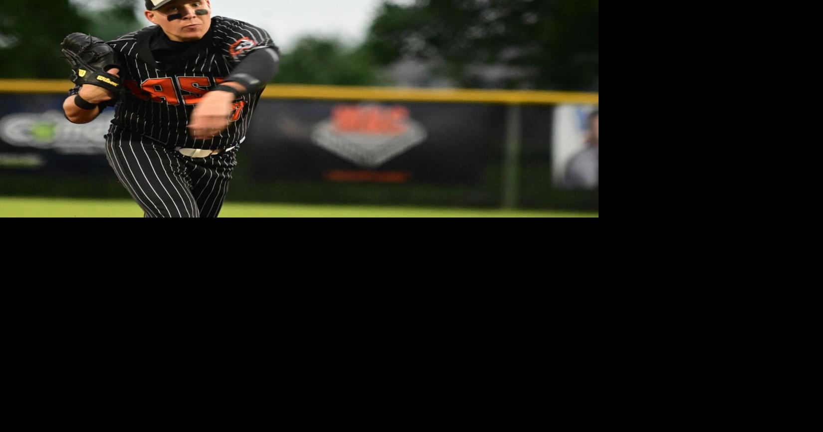 East handful puts ink to paper; Lee, Colling also commit