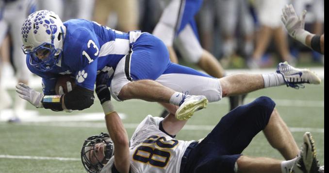 West Lyon makes Regina work for fifth straight title