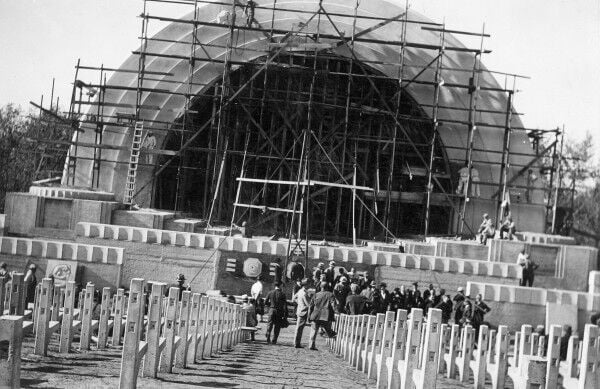 Bandshell gets historic designation