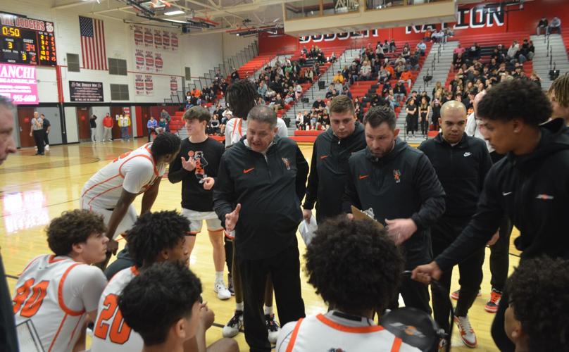 sioux city east's ras vanderloo announces retirement